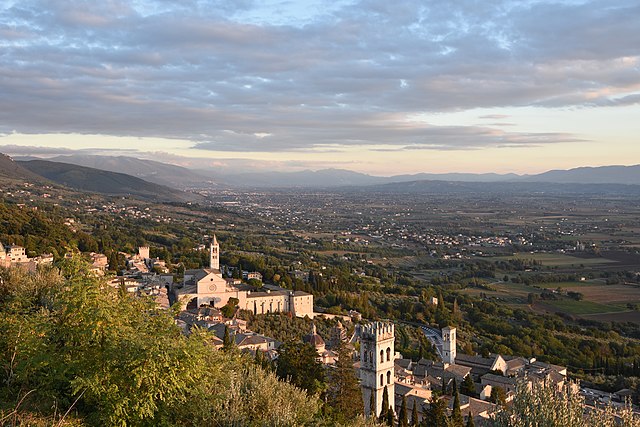 10 Cheap Places in Italy to Visit on A Budget | Where Tiana Travels