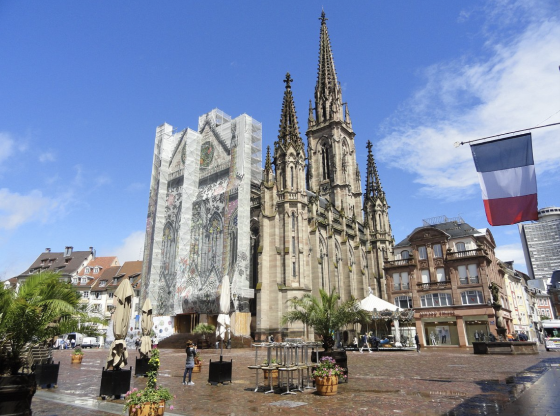 What NOT To Do in France: 36 Things Tourists Should Avoid