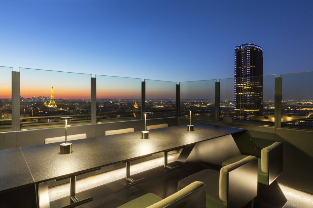 The 10 Best Hotel Bars in Paris for A Luxe Night Out | Where Tiana Travels