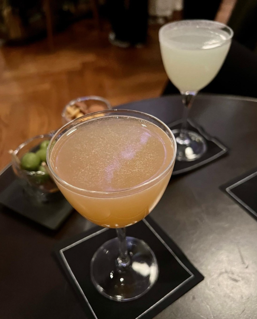 The 10 Best Hotel Bars in Paris for A Luxe Night Out | Where Tiana Travels