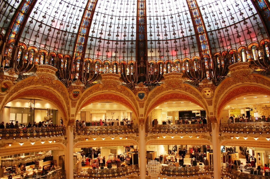The Ultimate Guide to Visiting Paris for the First Time | Where Tiana ...