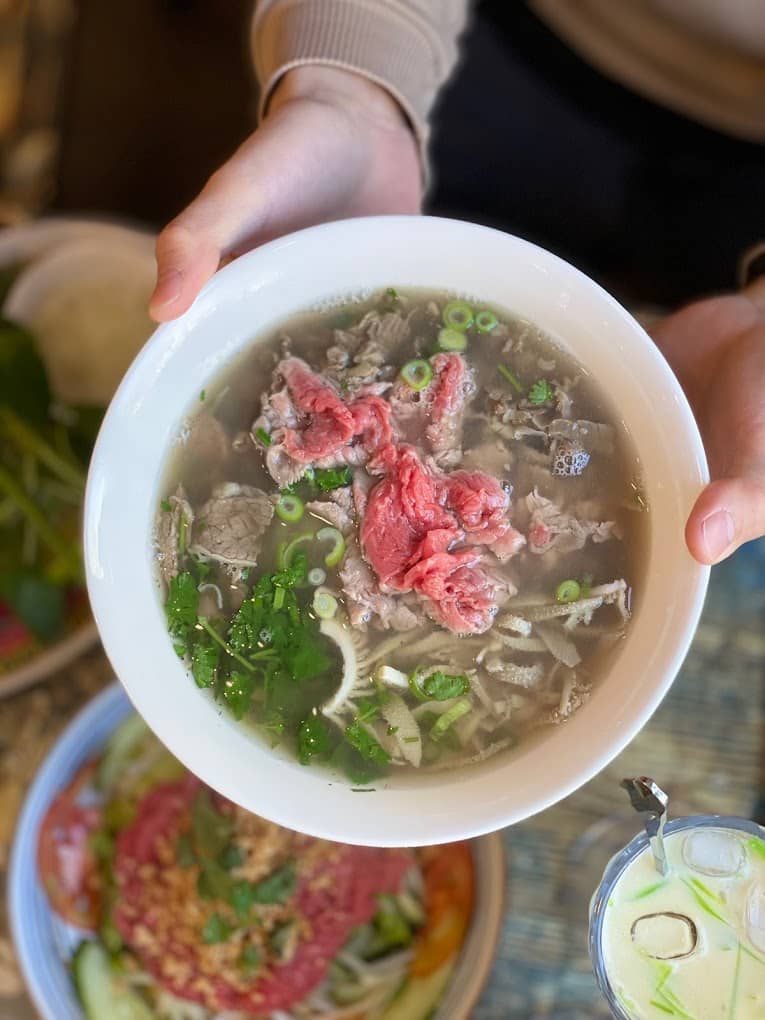 15 Best Cheap Restaurants in Paris for Good Eats on A Budget | Where ...